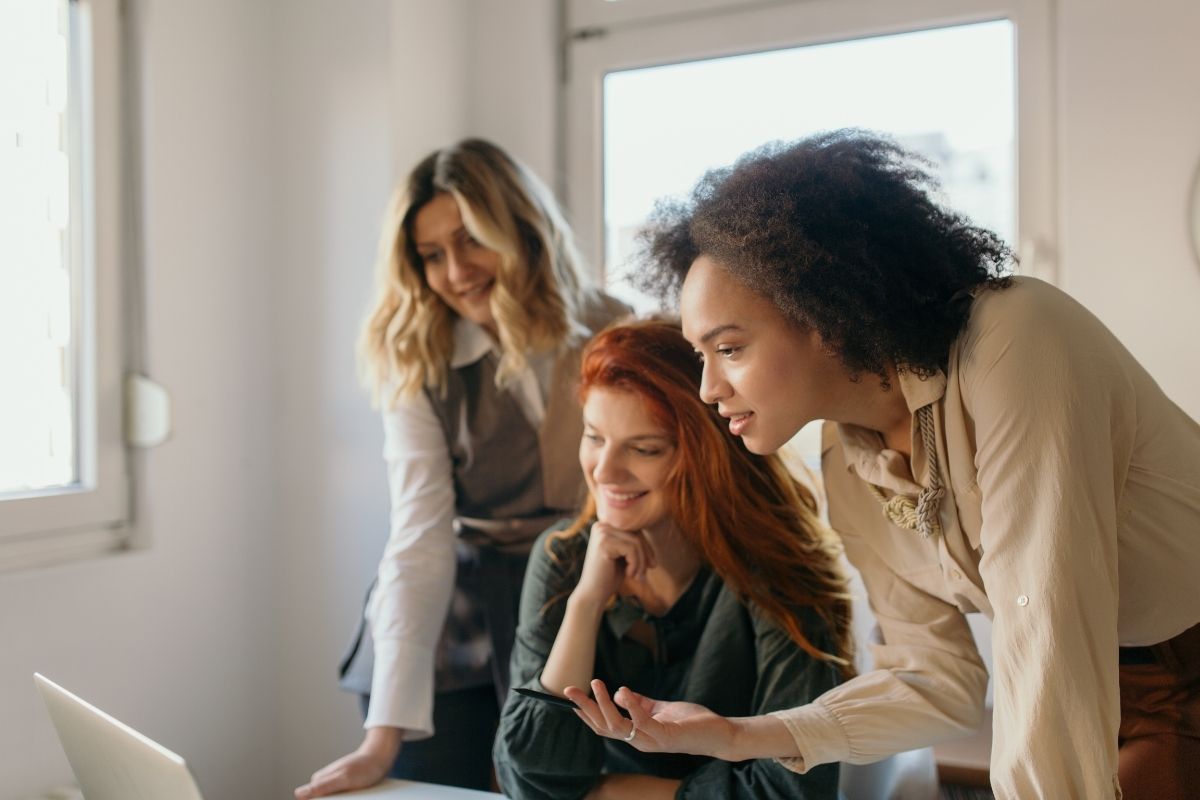 Tips for Developing Female Leaders in the Workplace